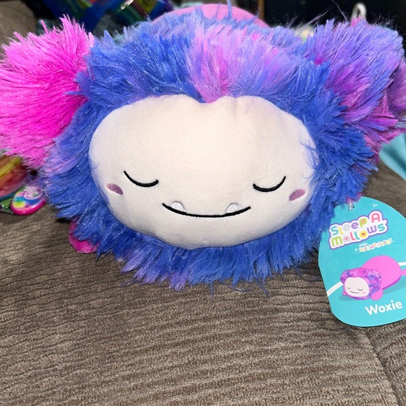 Squishmallows | Toys | Nwt Woxie The Bigfoot Sleepamallow Squishmallow ...